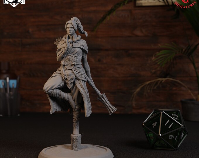 Human Female Monk Heroes and Npcs 32mm 28mm Miniatures for Tabletop ...