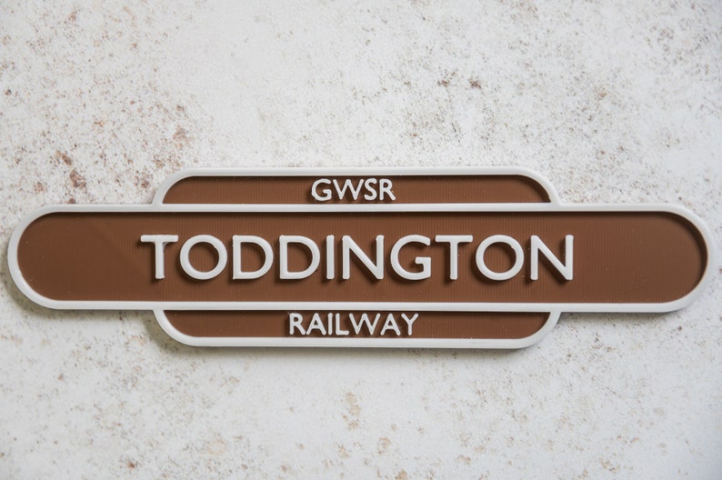 GWR Toddington Railway Station Plaque/sign/totem 3D Printed Brown and ...