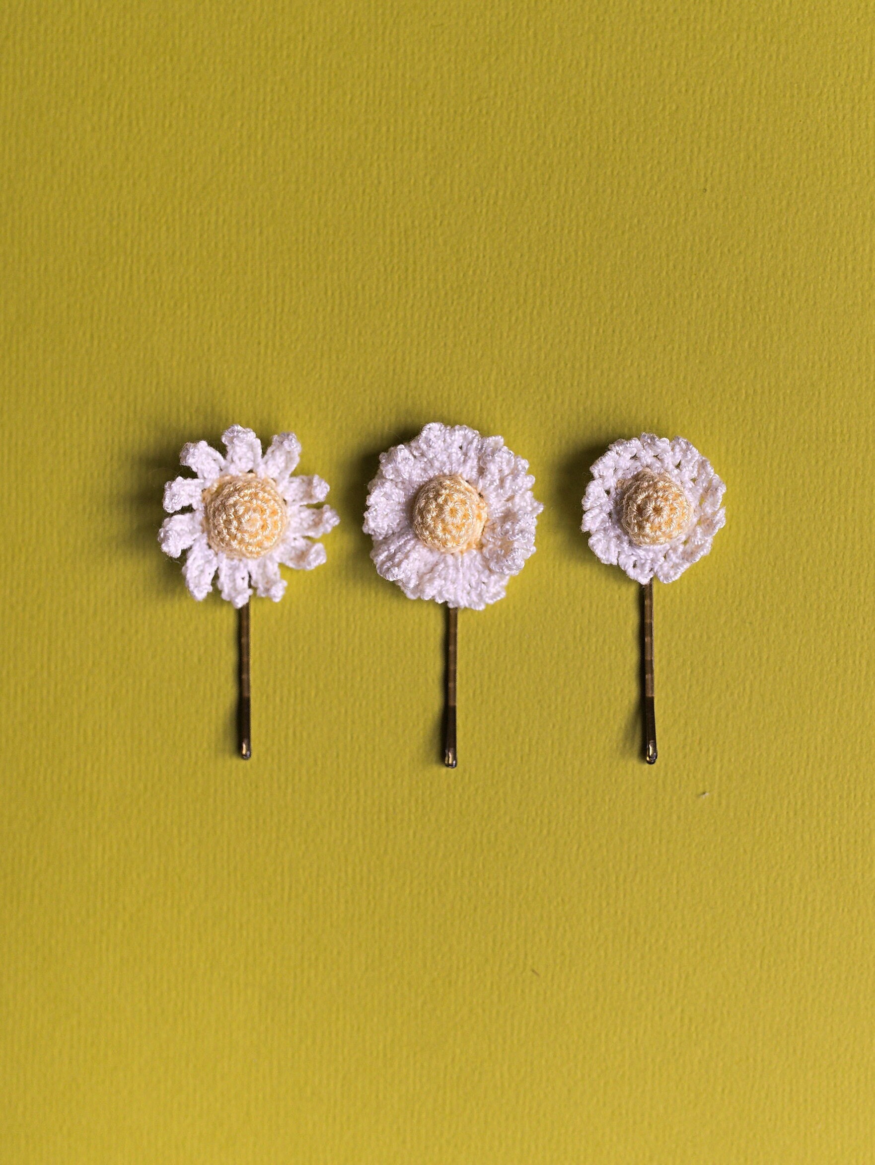 Daisy Hair Pins (pack of 3) - Etsy