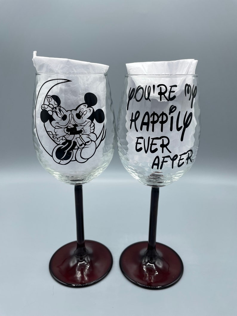 Mickey and Minnie Disney Glasses Champagne Flutes Wedding Anniversary ...