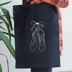 Pointe Shoe Machine Embroidery Design. 5 Sizes. Ballet Embroidery ...