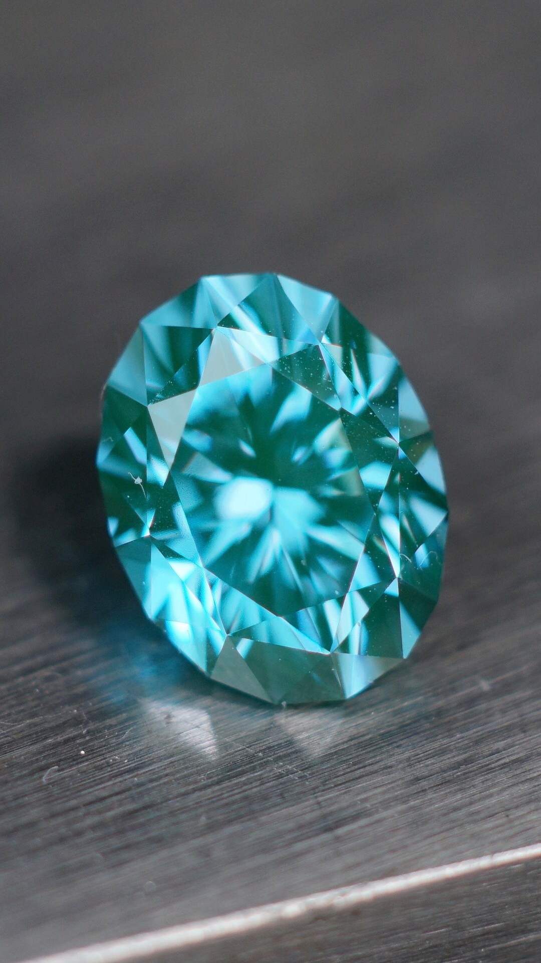 3.86 Ct Synthetic Spinel, #138. Paraiba Teal, Green Fluorescent Loose ...