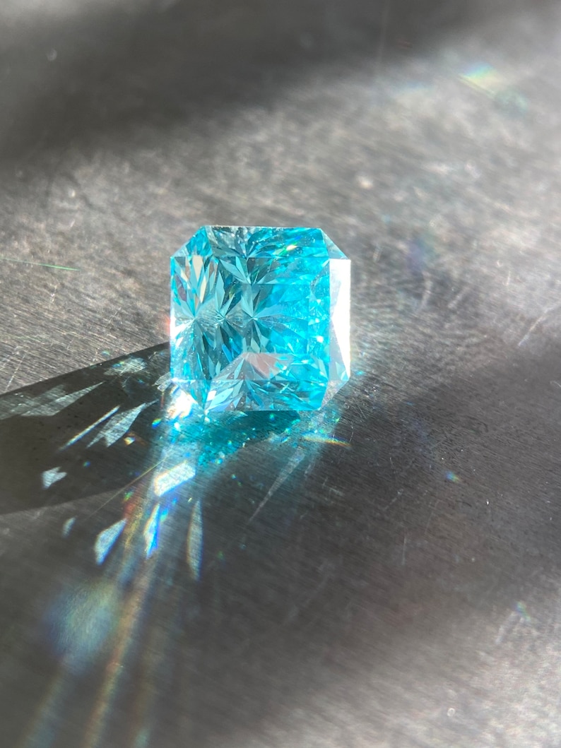 4-5 Carat, 7-8mm Paraiba Yb : YAG. Custom Cut, Made to Order. Synthetic ...