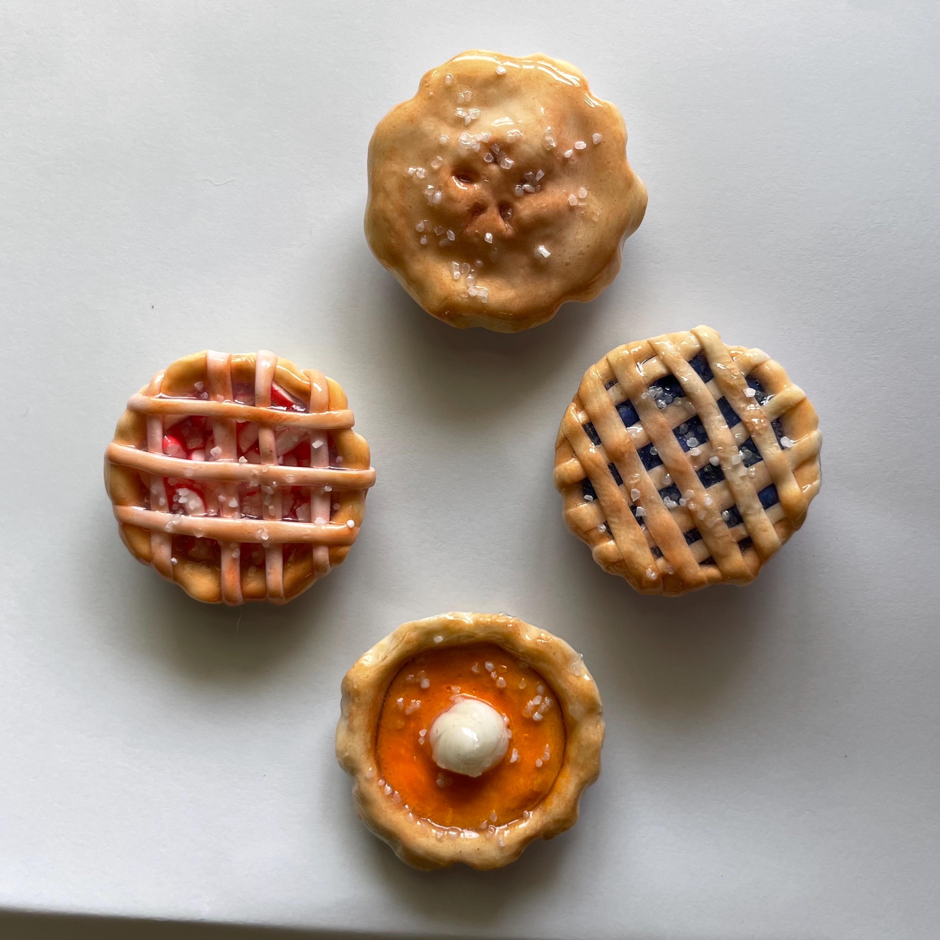 Mini Pie Pins in Recycled Bottle Caps - Etsy