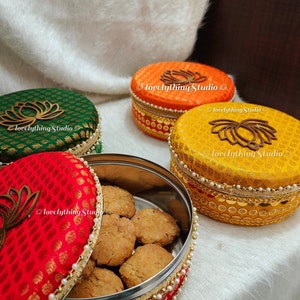 Hand Decorative Steel Boxes for Mehendi Gift, Haldi Gifts,indian Favor ...