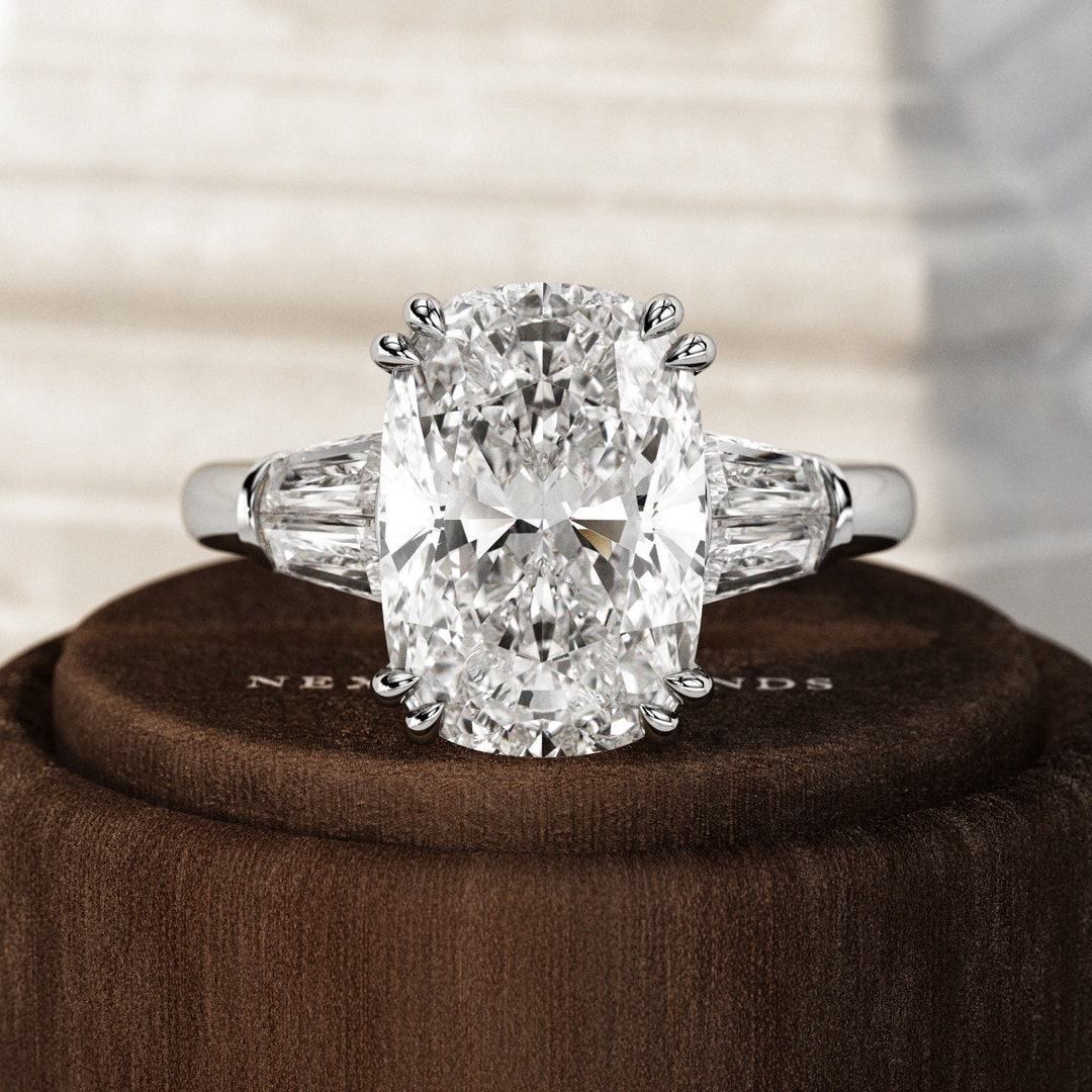 5CT Elongated Cushion Lab Grown Diamond Three Stone Diamond Ring / 0 ...
