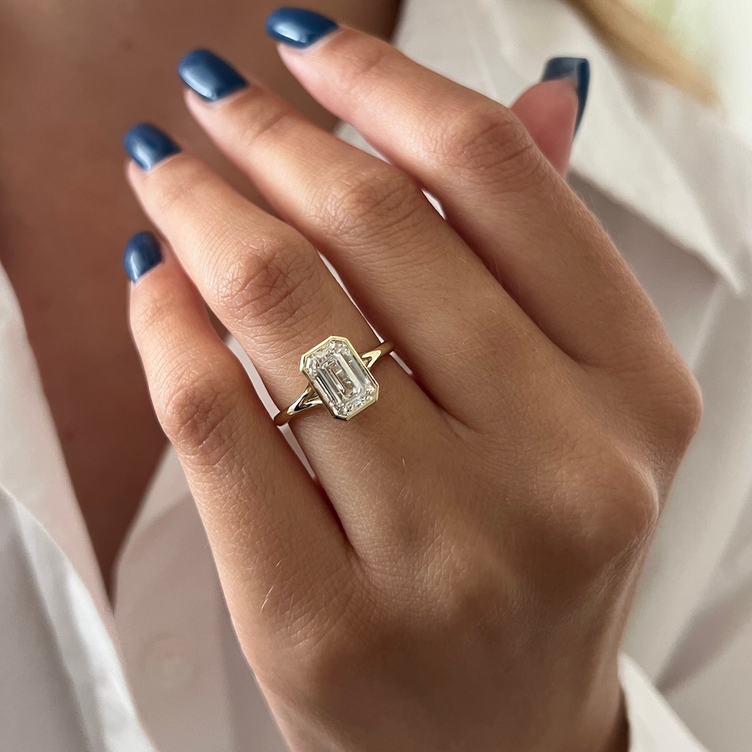 2 Carat Emerald Cut Lab Grown Diamond Art Deco Engagement Ring / Split ...