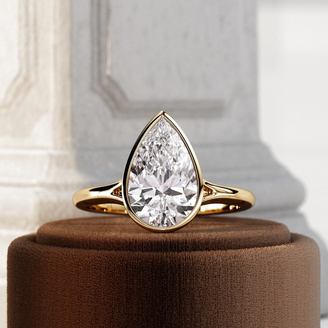 2 Carat E VVS2 Pear Lab Grown Diamond Bezel Set Ring / Tear Shape Split ...