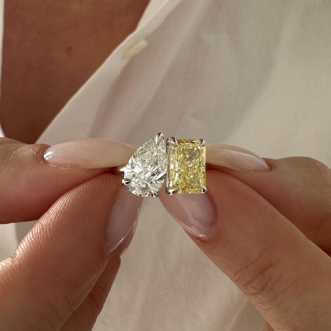 3.5 Carat Toi Et Moi Lab Grown Diamond Ring / 2 Carat Radiant Cut Fancy ...