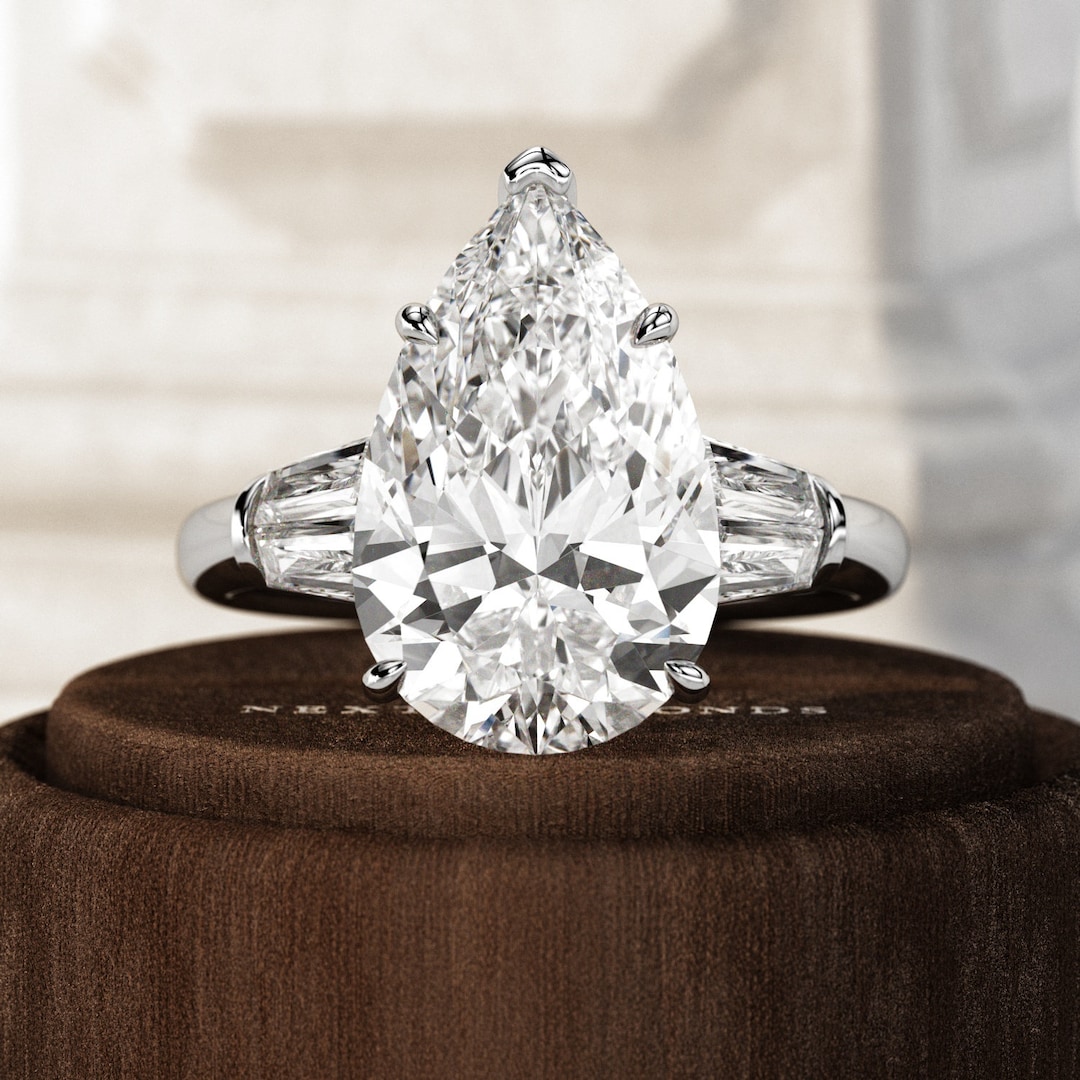 5 Carat Pear Cut Lab Grown Diamond 3 Stone Ring / Pear & Tapered ...