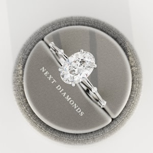 2 Carat Oval Lab Grown E VVS2 Diamond Ring / 2 CT Oval Diamond Thin ...