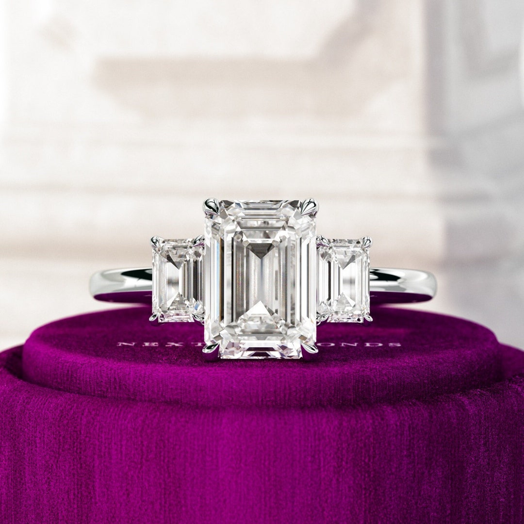 2.5 TCW Emerald Cut Three Stone Diamond Ring / 2CT Emerald VVS2-F Lab ...