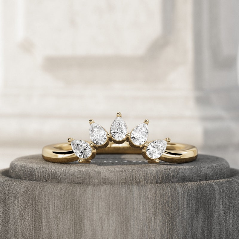 Crown Wedding Band - Etsy