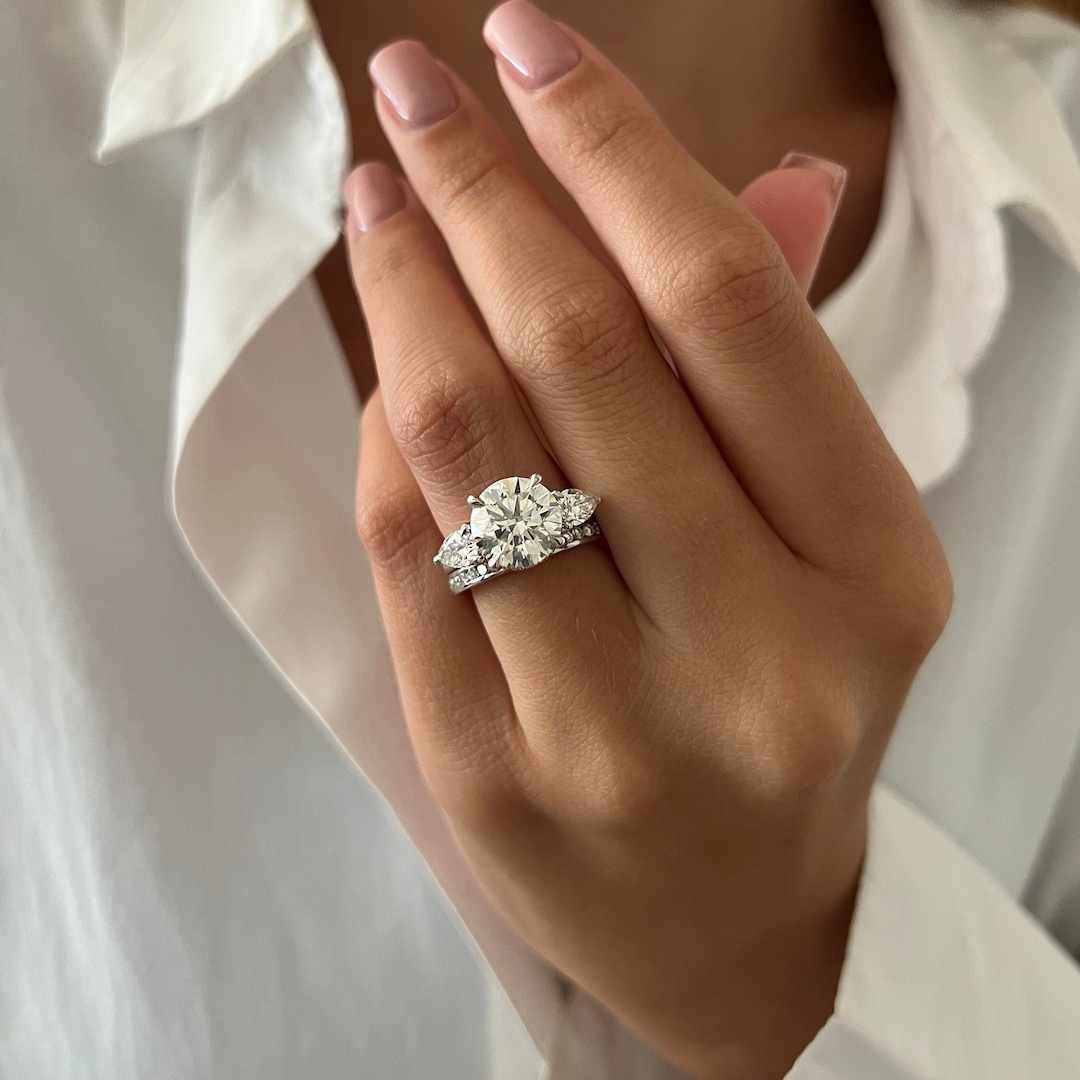 3.5ct Round Lab Grown Diamond 3 Stone Bridal Rings Set / White & Rose ...