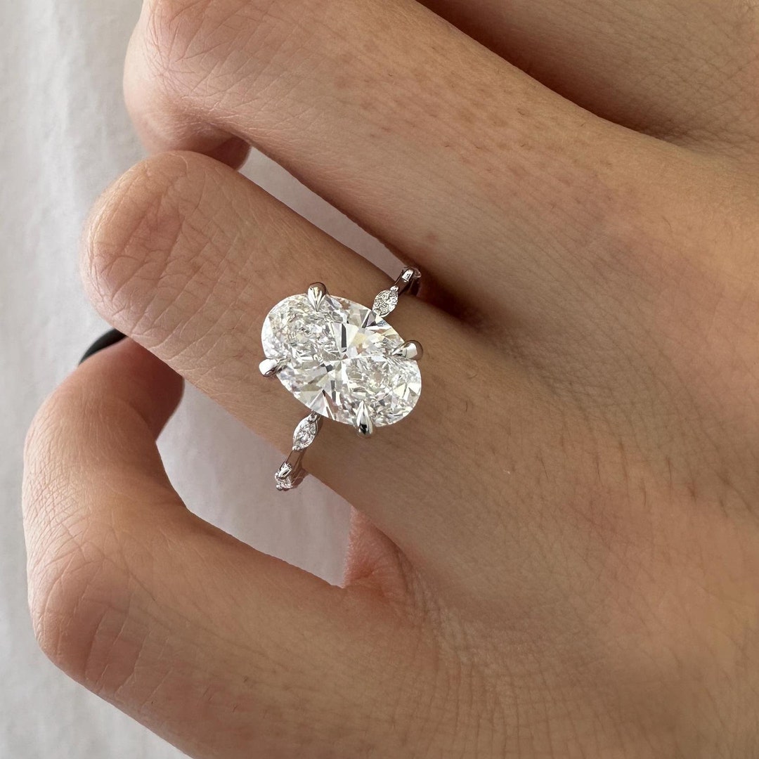 2.5 Carat Oval Lab Grown Diamond Engagement Ring , E VVS2 Lab Grown ...