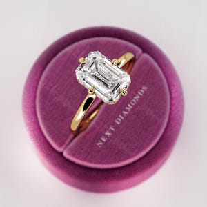 2.5 Carat Emerald Cut Lab Grown Diamond Kite Set Engagement Ring ...