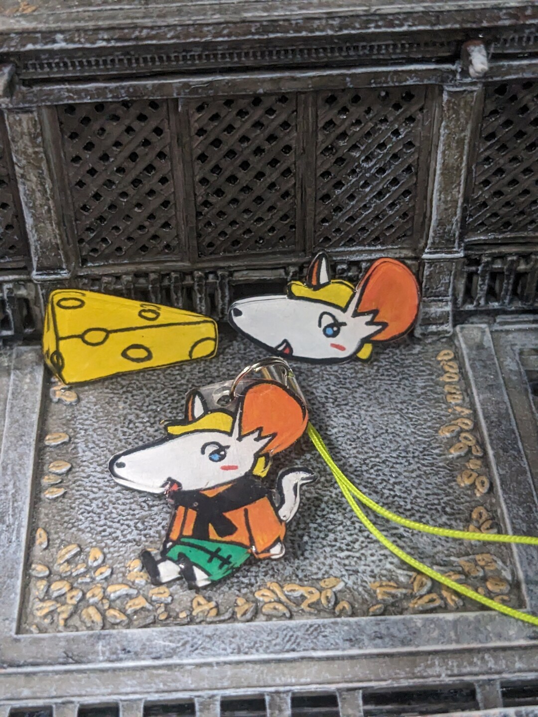 Resident Evil Inspired Mouse Ashley "moushley" Charm/pin Set - Etsy