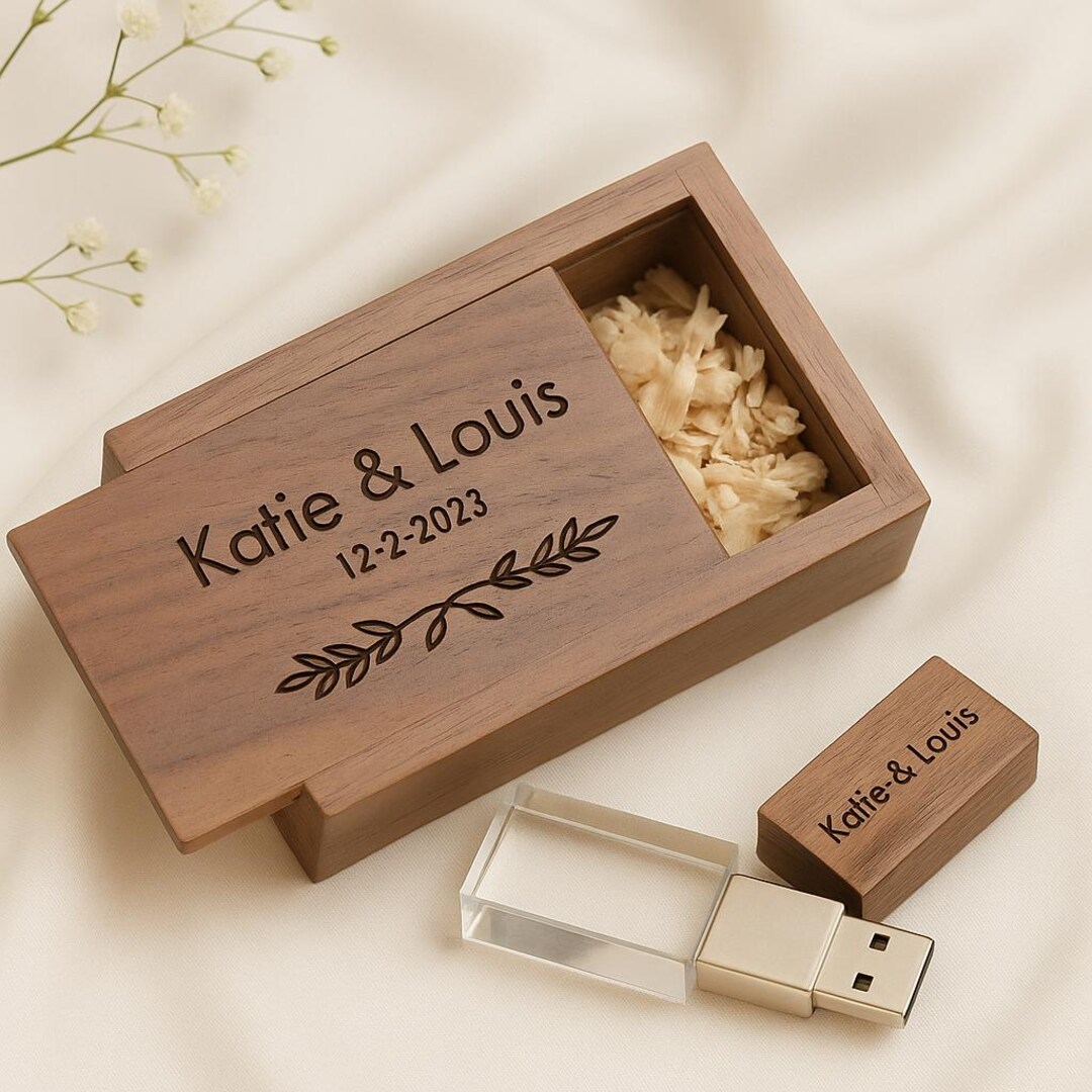 Personalized Wooden USB & Box Set: Engraved Maple or Walnut ...