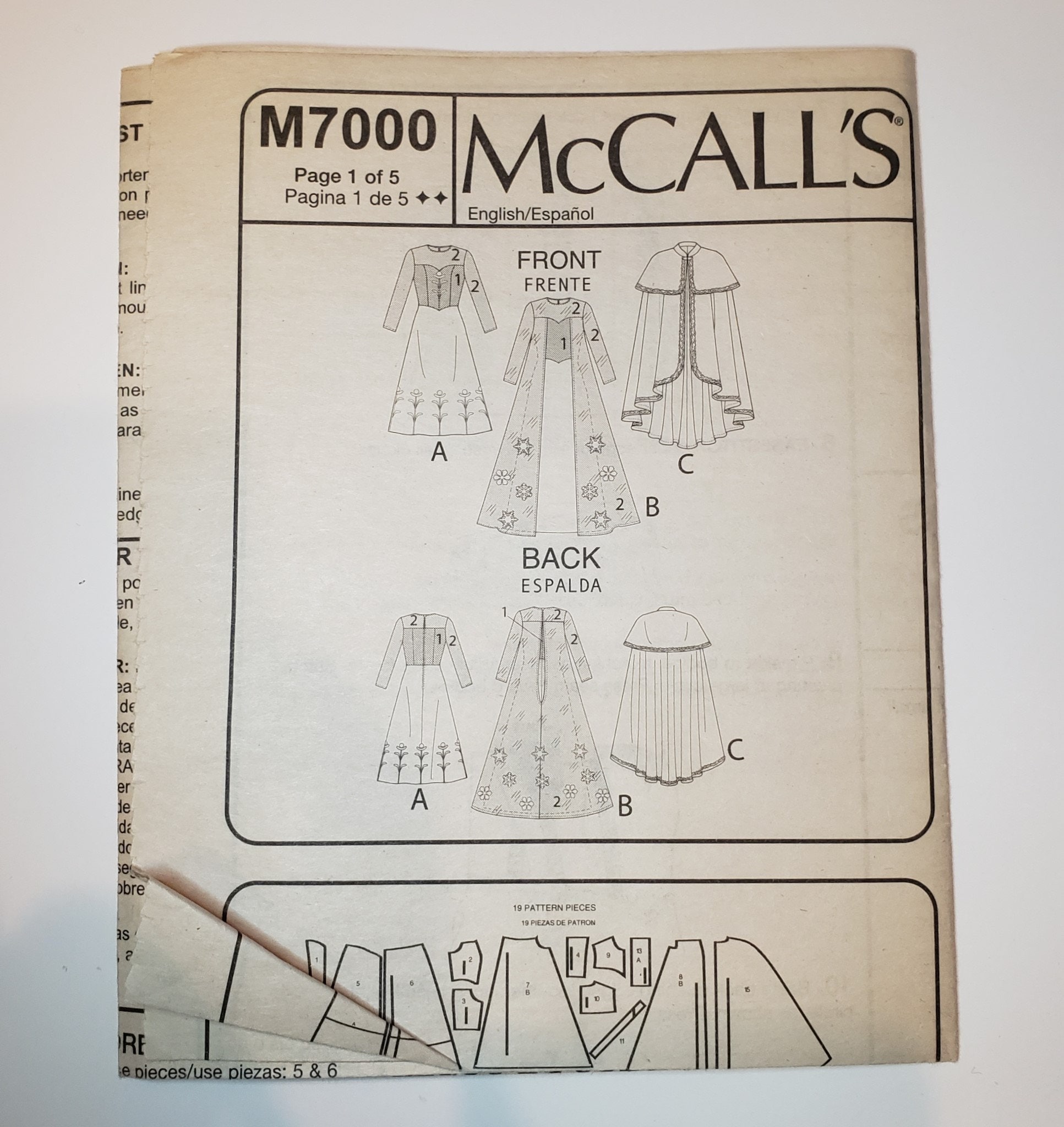 Frozen Elsa and Anna Costume Child Sizes 3 to 14 Mccalls M7000 Sewing ...