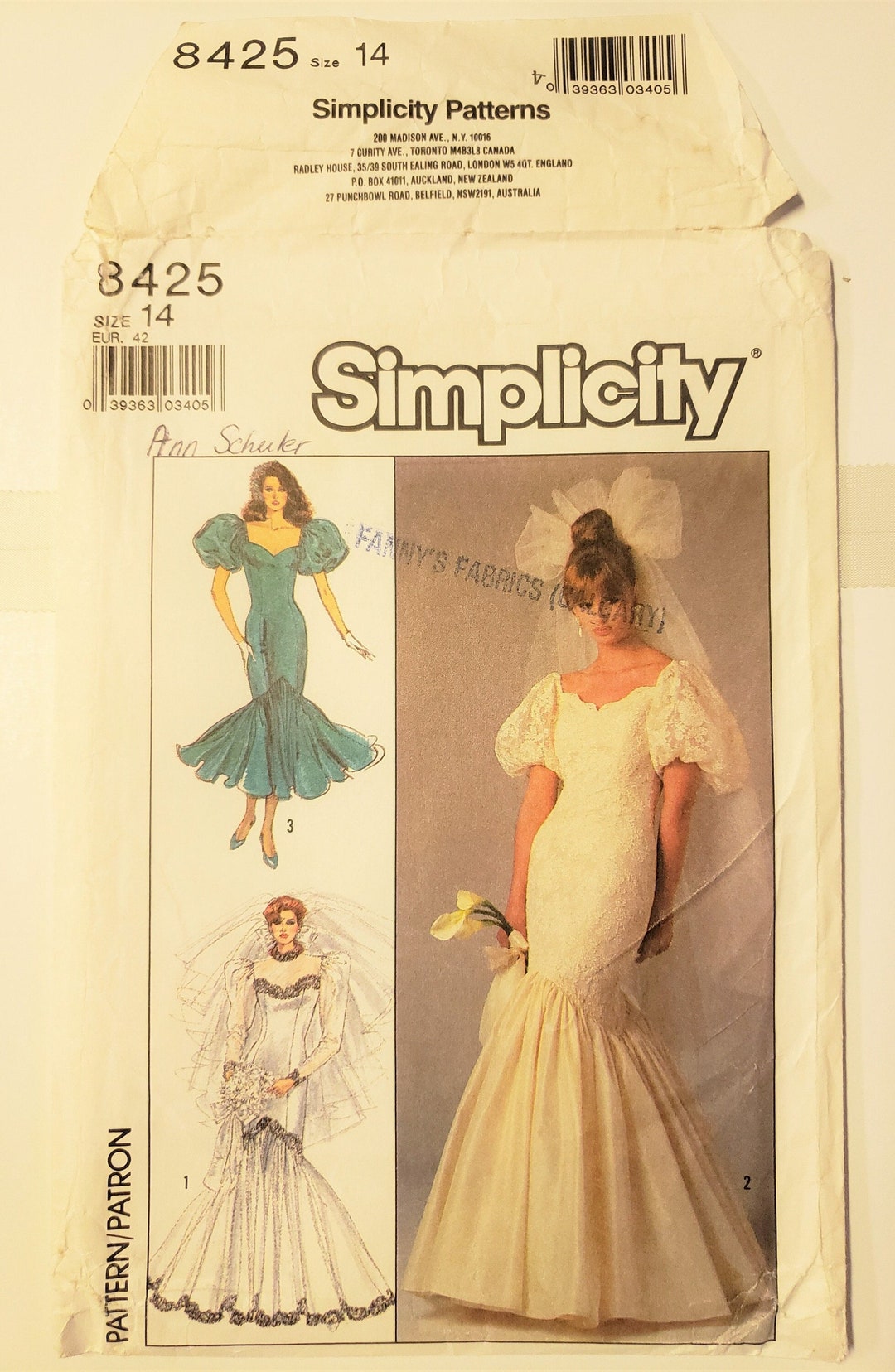 1980s Mermaid Style Wedding Dress W/ Puff Sleeves and Sweetheart Neckline bust 36 Simplicity ...