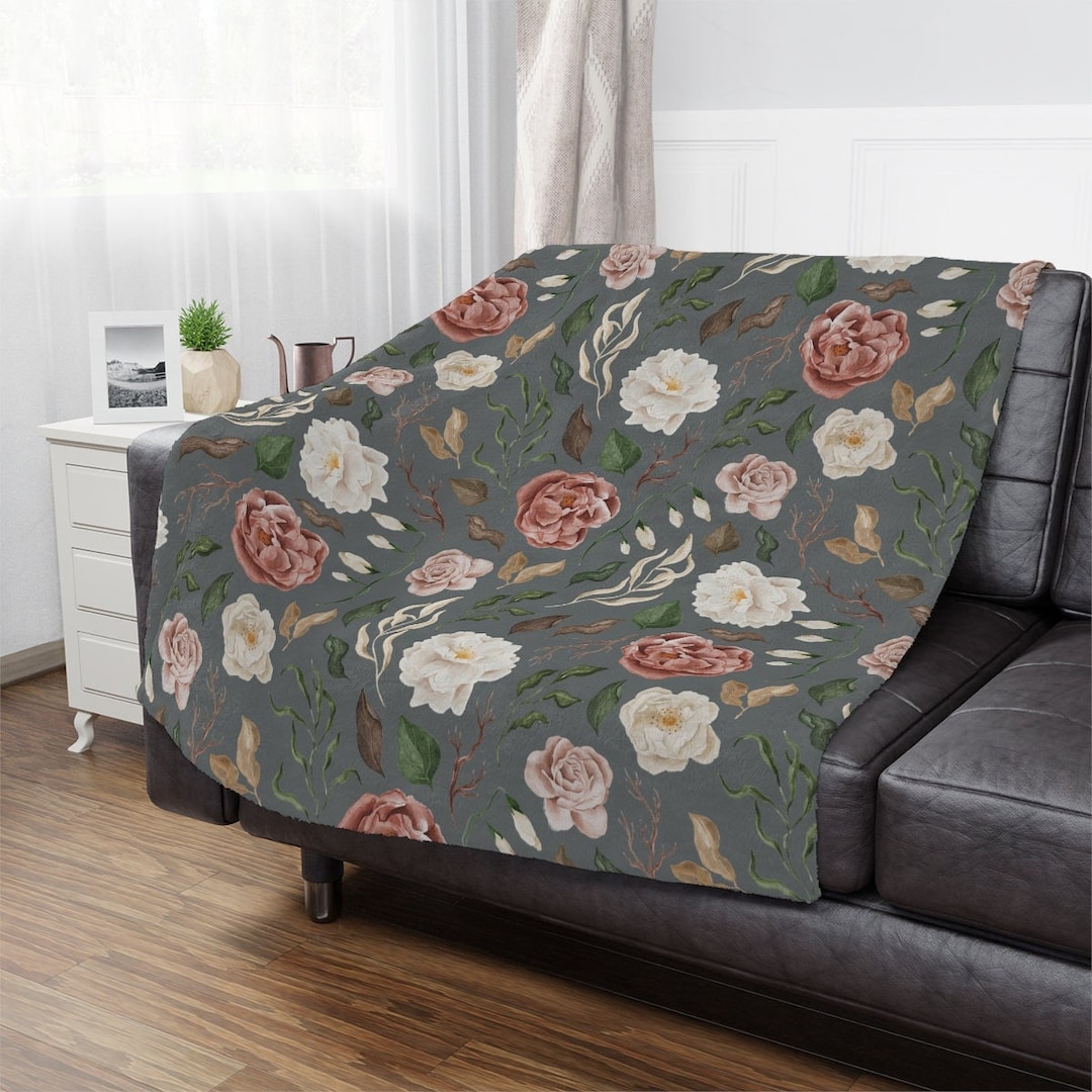 Farmhouse Rose Floral Blanket, Rustic Cottagecore Decor - Etsy