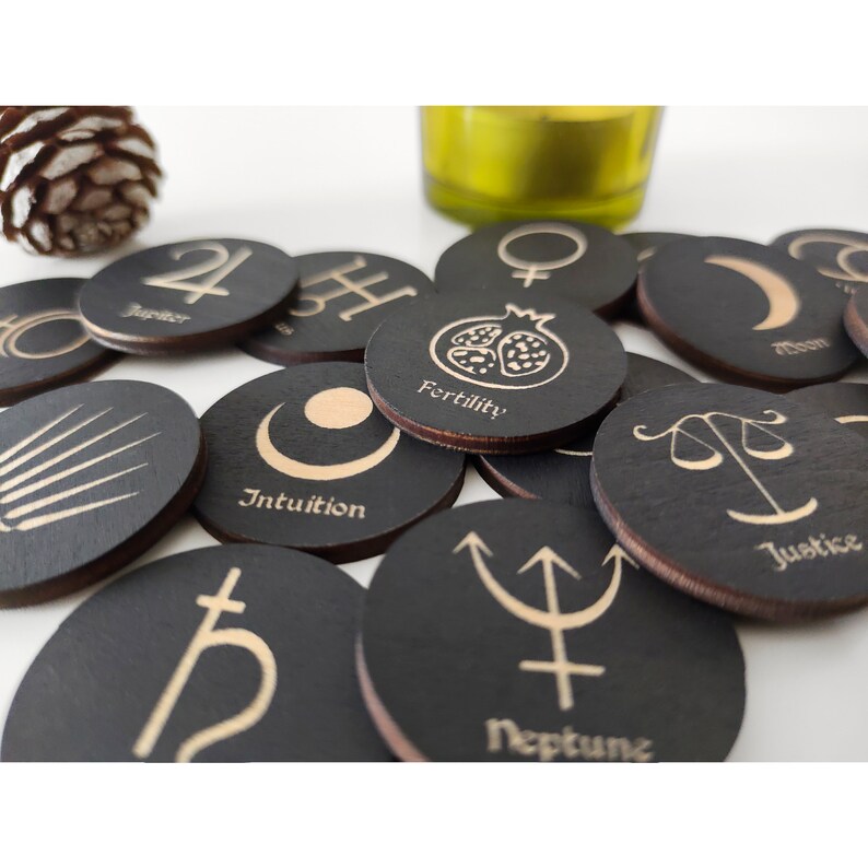 16 Runes of the Dark Goddess Lilith Runes Set Runes for - Etsy