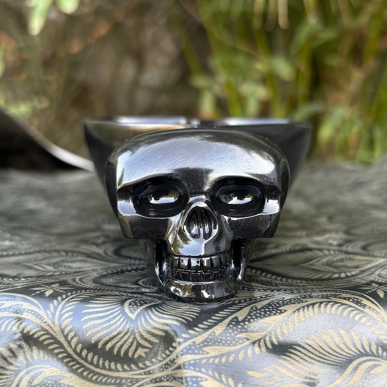 Black Jade Skull Bowl: Heart-shaped Gemstone Carving - Etsy