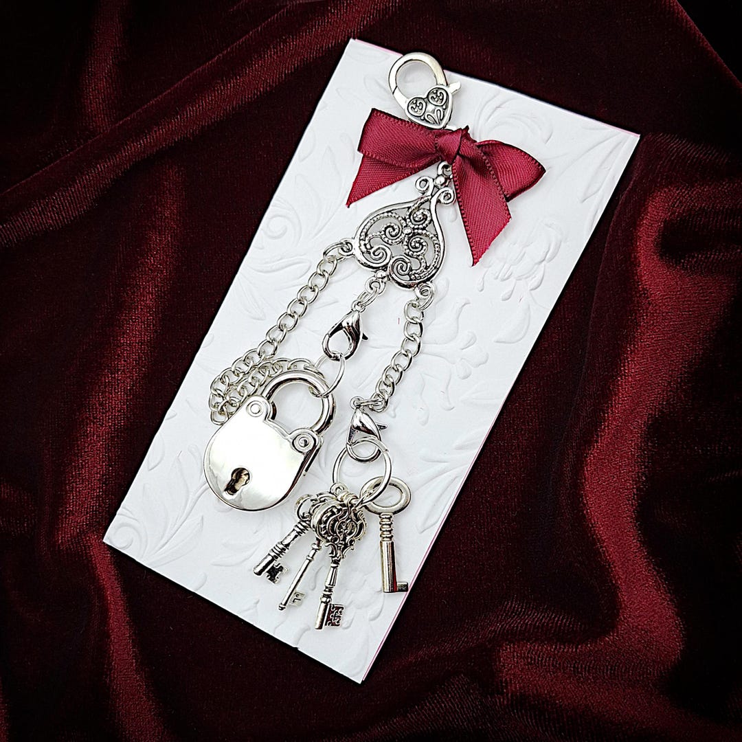Vintage Style Mini Padlock & Skeleton Key Set for Chatelaine Chatelaine ...