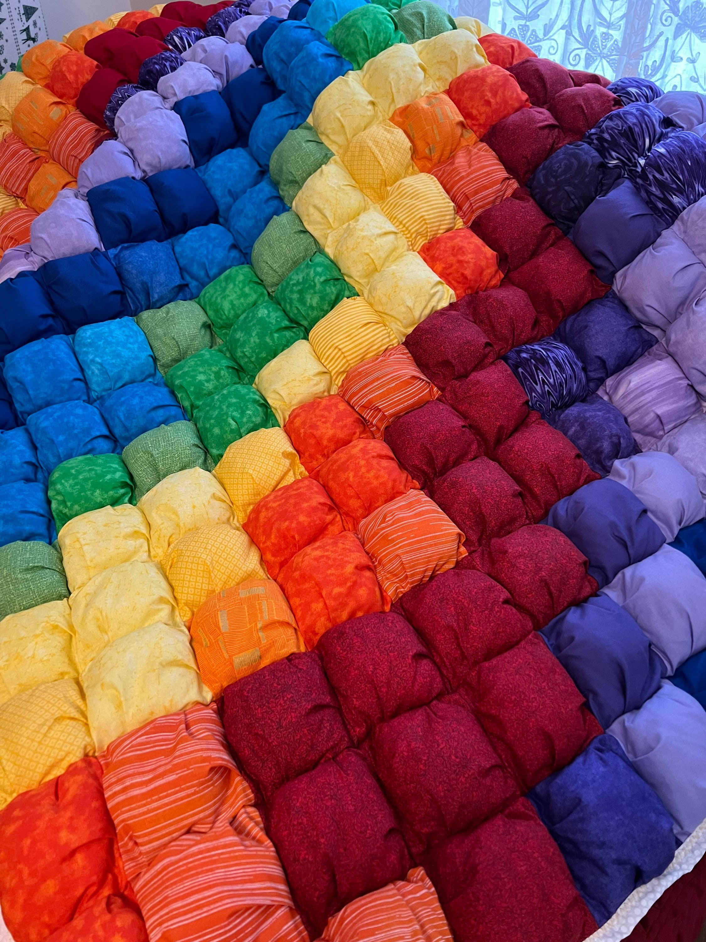 Choose Your Color Palette Variegated Puff Quilt Twin Comforter Blanket ...