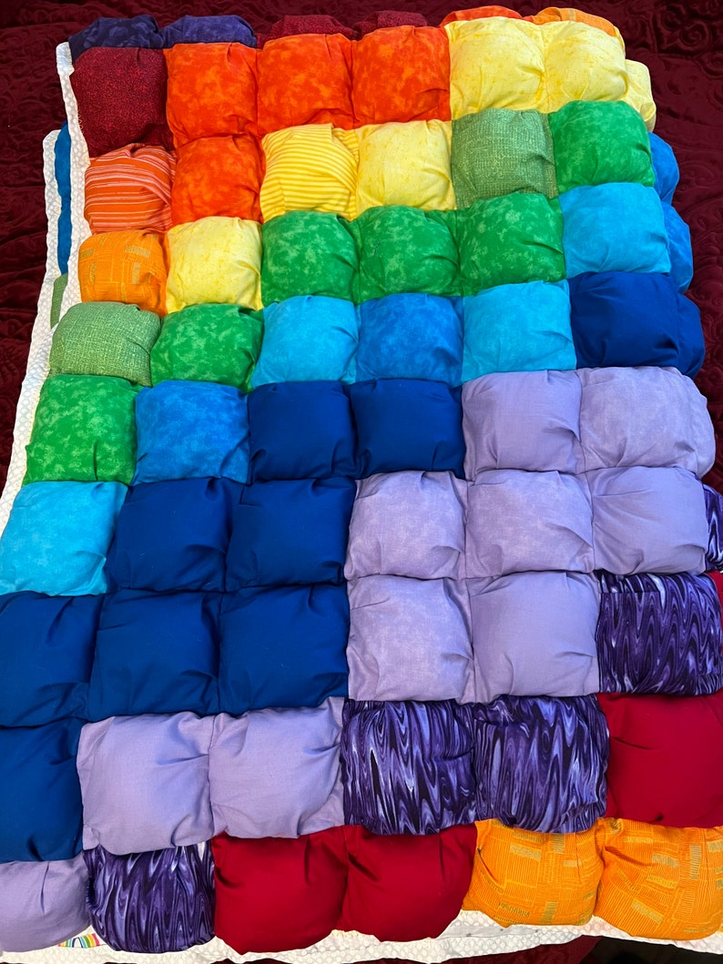 Choose Your Color Palette Variegated Puff Quilt Twin Comforter Blanket ...