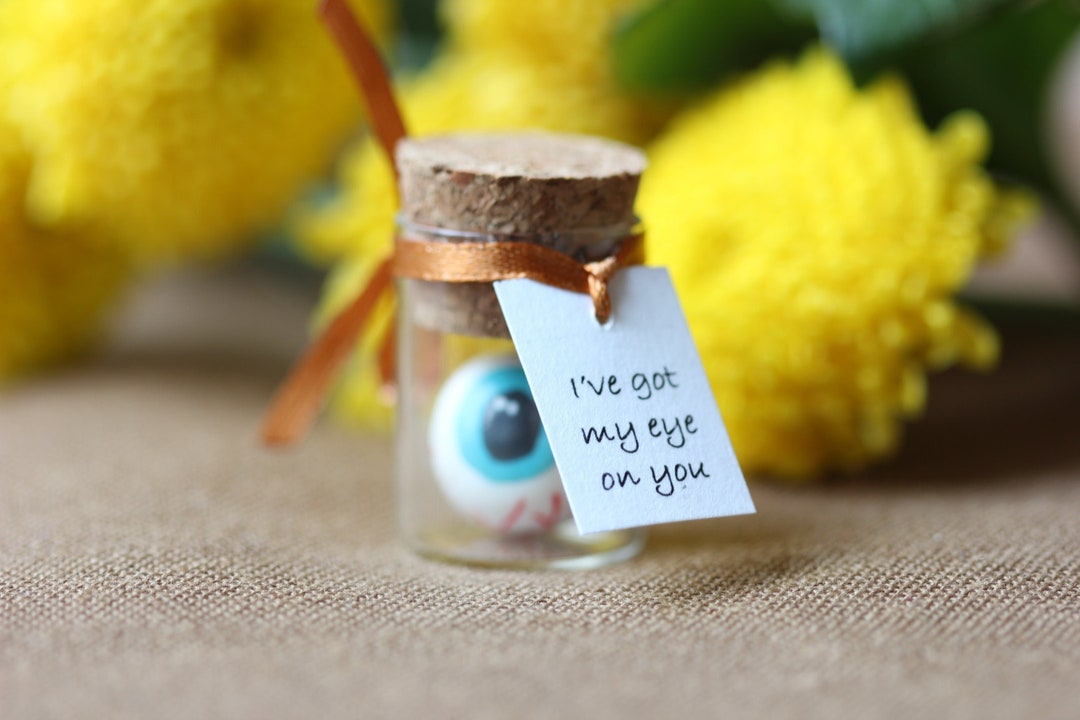 Halloween Eyeball Blood-shot Scary Eye Ball Trick or Treating Gift ...