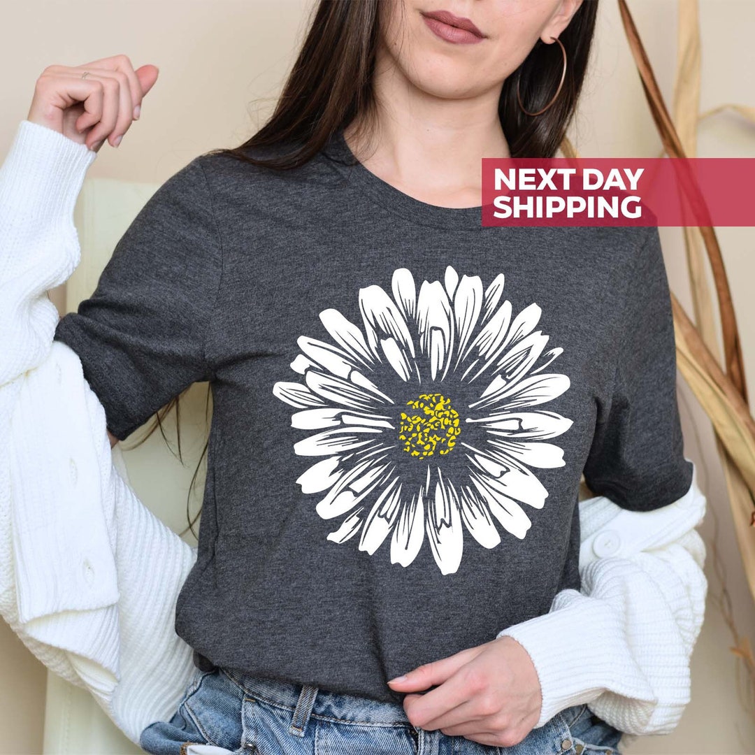 Daisy T-shirt, Floral Shirt, Daisy Women Shirt, Flower Tee, Daisy Lover ...