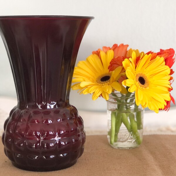 Ruby Red Vase - Etsy