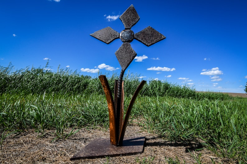 Iron Flower - Etsy