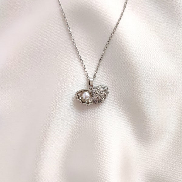 Pearl and Oyster Necklace - Etsy