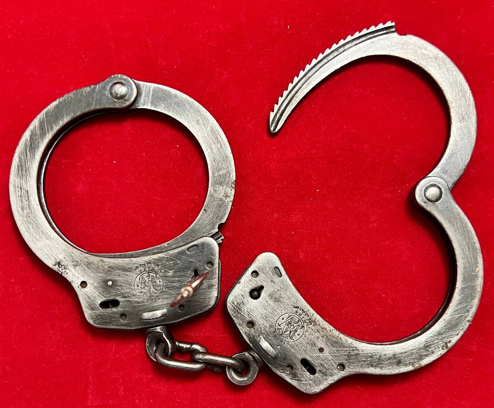 Vintage Smith and Wesson Handcuff Set With the Original Key. Made in ...