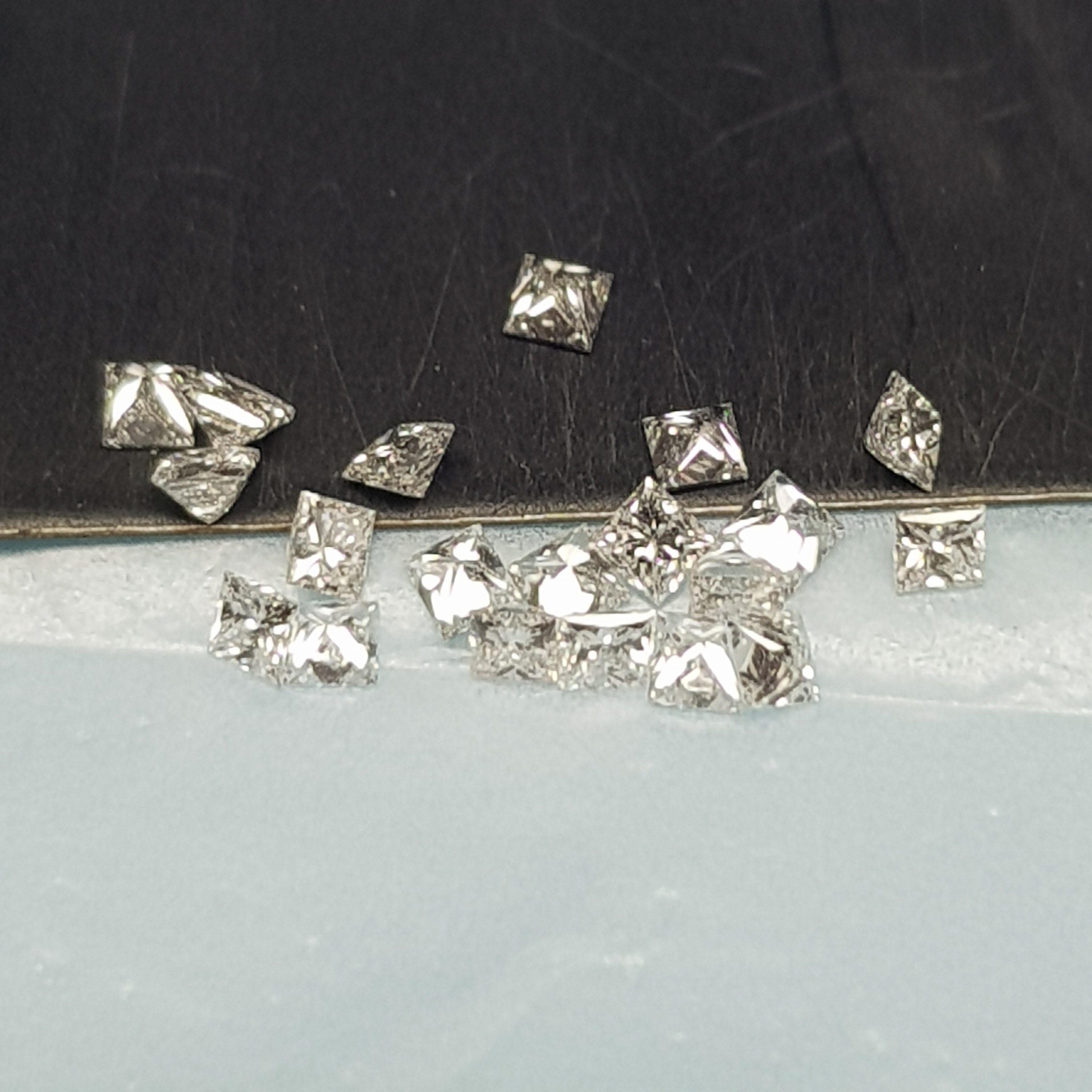 10 Pieces 2mm Princess Cut CVD Diamond Loose, F Color Vvs-vs Clarity ...