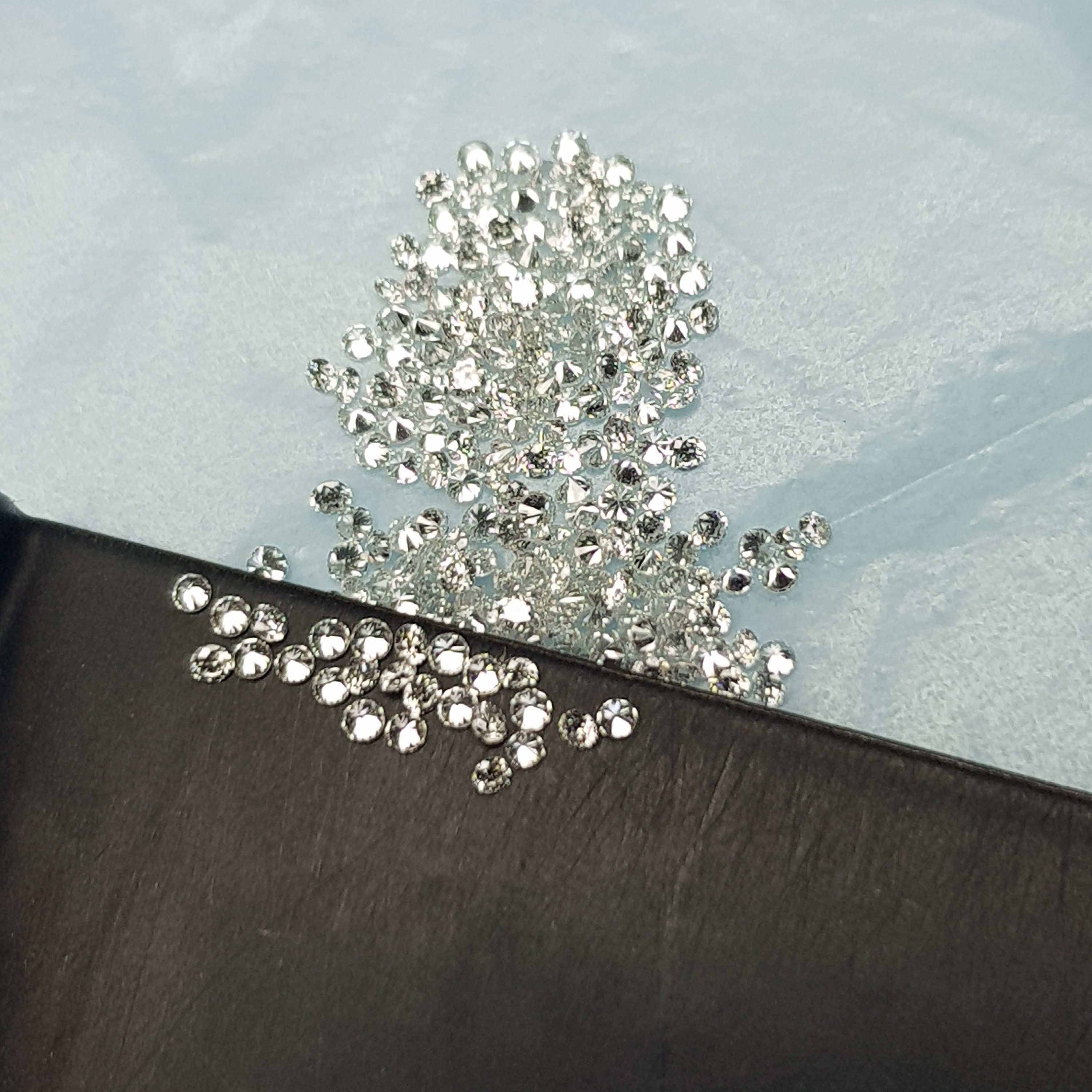 10 Pieces 1mm Round Brilliant Cut CVD Diamond Loose, F Color Vs Clarity ...