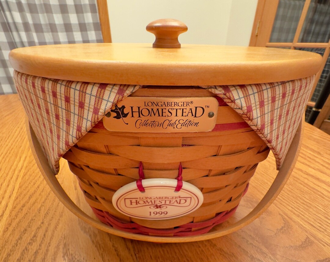1999 Signed Longaberger Collectors Club Homestead Basket With Wooden ...