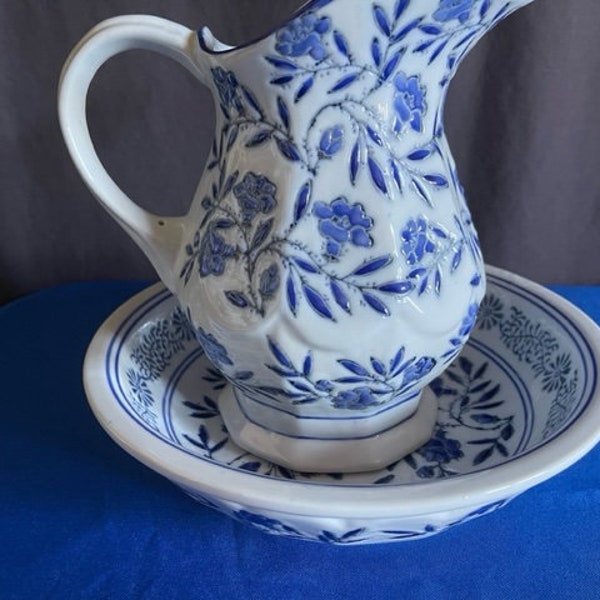 Bowl and Pitcher - Etsy