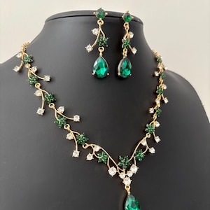 Floral Emerald Green Crystal Jewelry Set, Gold Bridal Necklace Earrings Set, Emerald Wedding ...