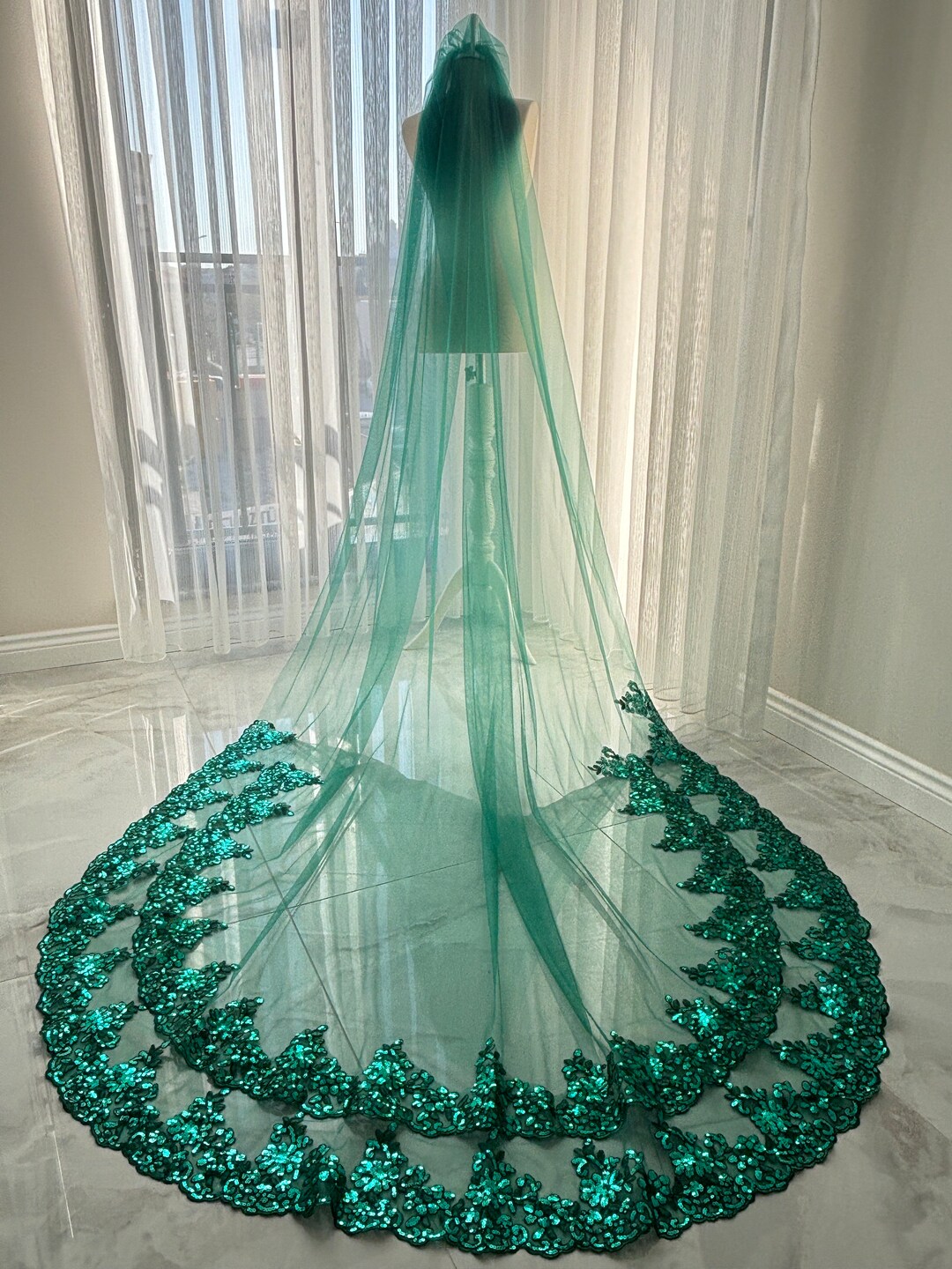 Two Layered Emerald Green Wedding Veil Floral Lace Cathedral Veil With ...