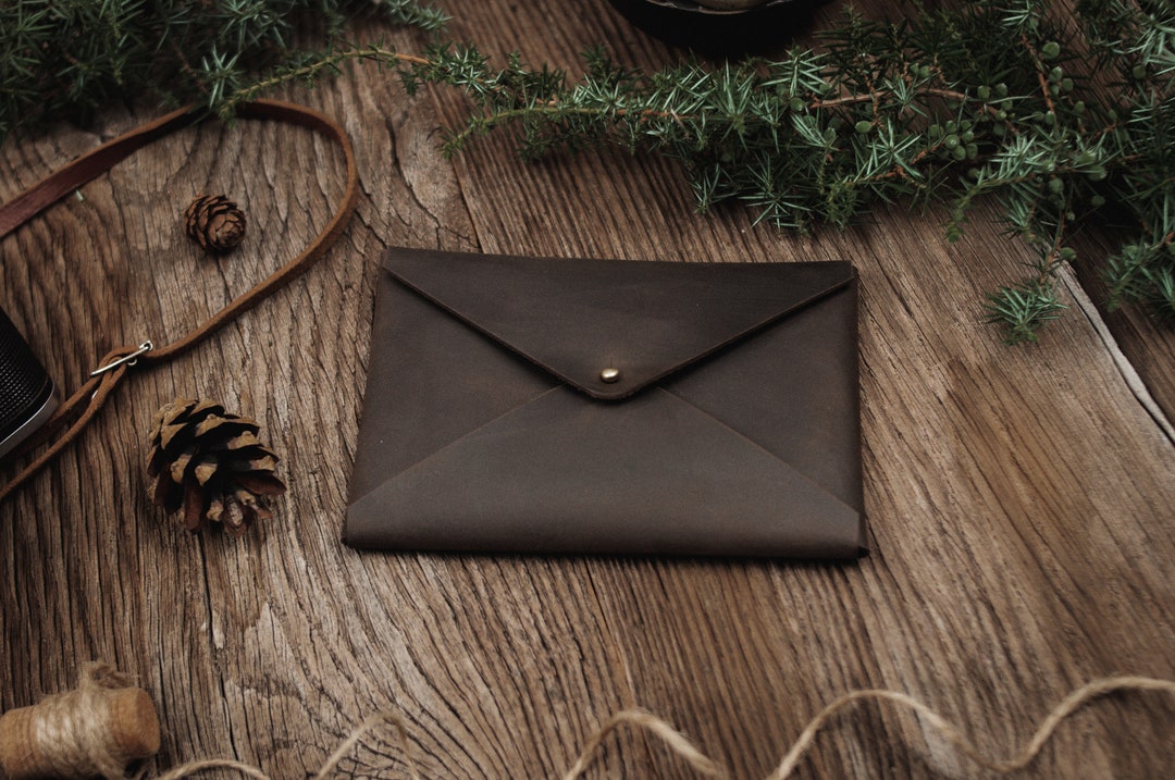 Brown Leather Photo Envelope: Customizable 4x6", 5x7" Sleeves ...