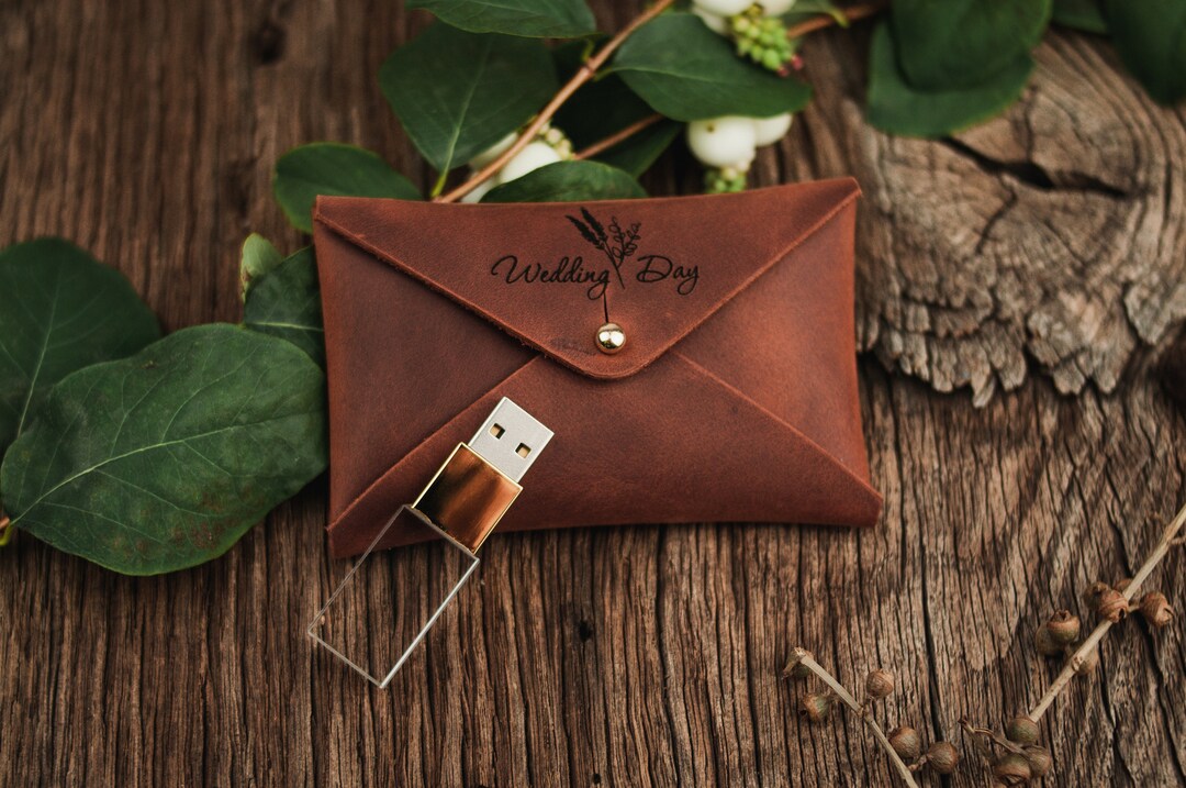 Envelope for Flash Drive With Engraving | Name Wedding Packaging With a ...