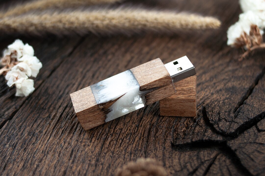 Handmade Crystal Rustic Flash Drives From Ukraine | Personalized Wood ...