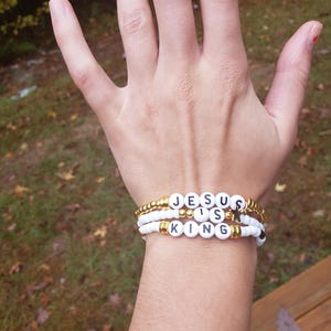 Jesus is King Bracelet Set/christian Bracelet Set/christian Teen ...