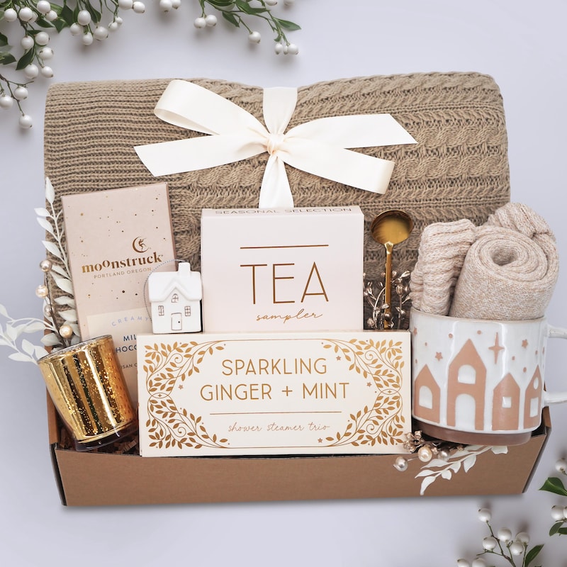 Winter Gift Basket - 60+ Gift Ideas for 2026