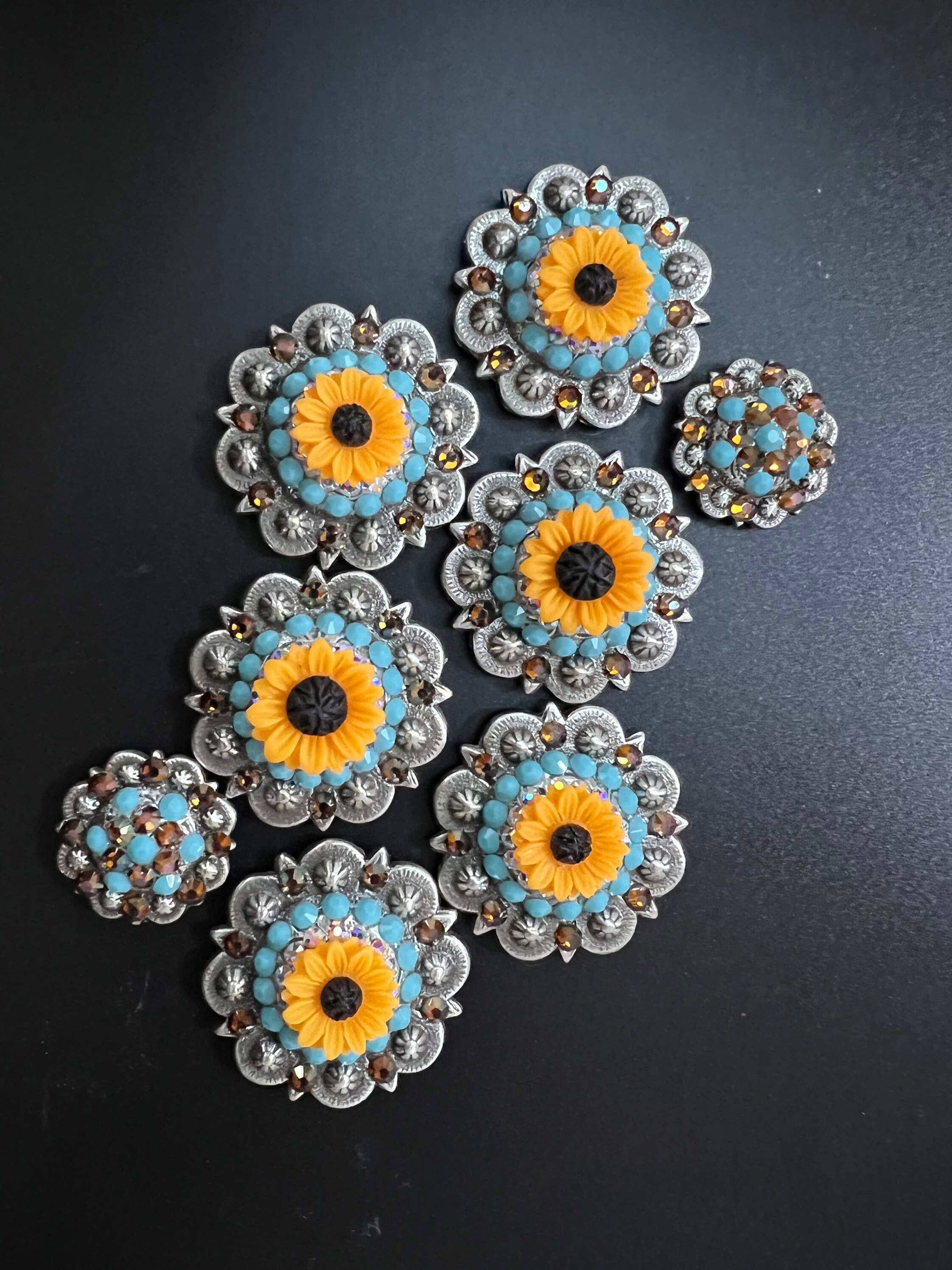 Flower Berry Saddle Concho Set - Etsy