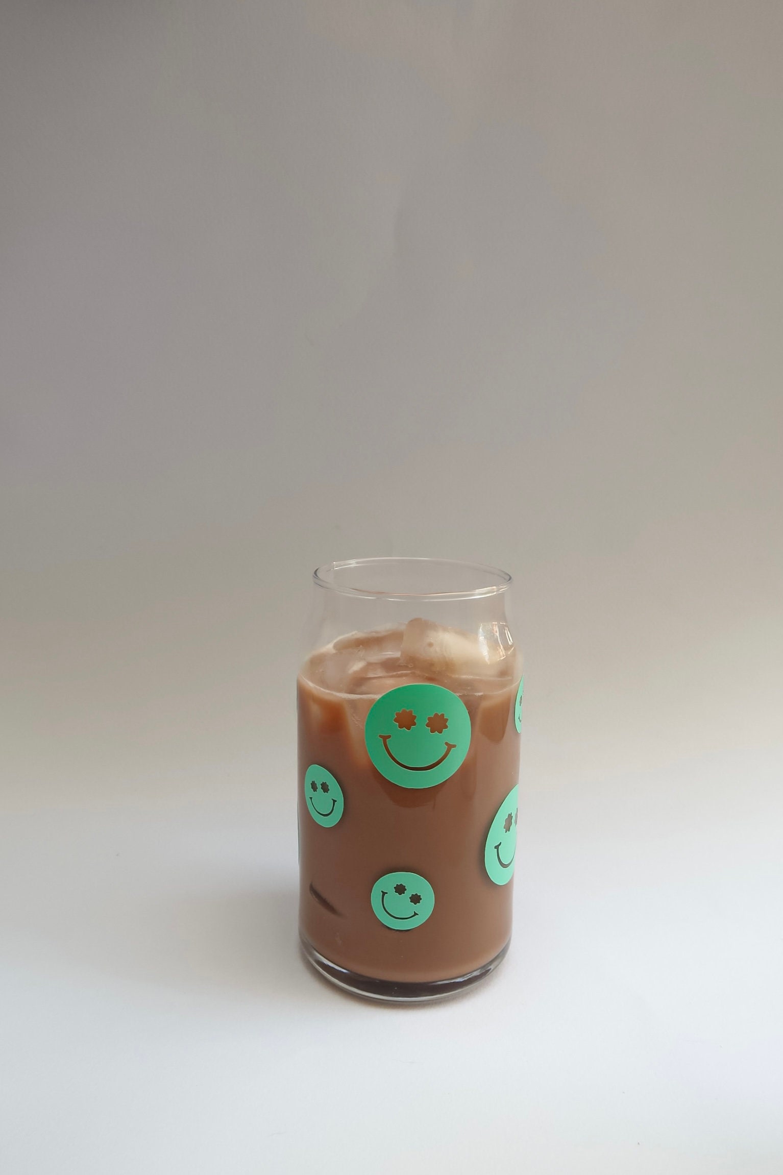 Aesthetic Mint Green Smiley Face Beer Can Glass Cup - 16 Oz Trendy ...