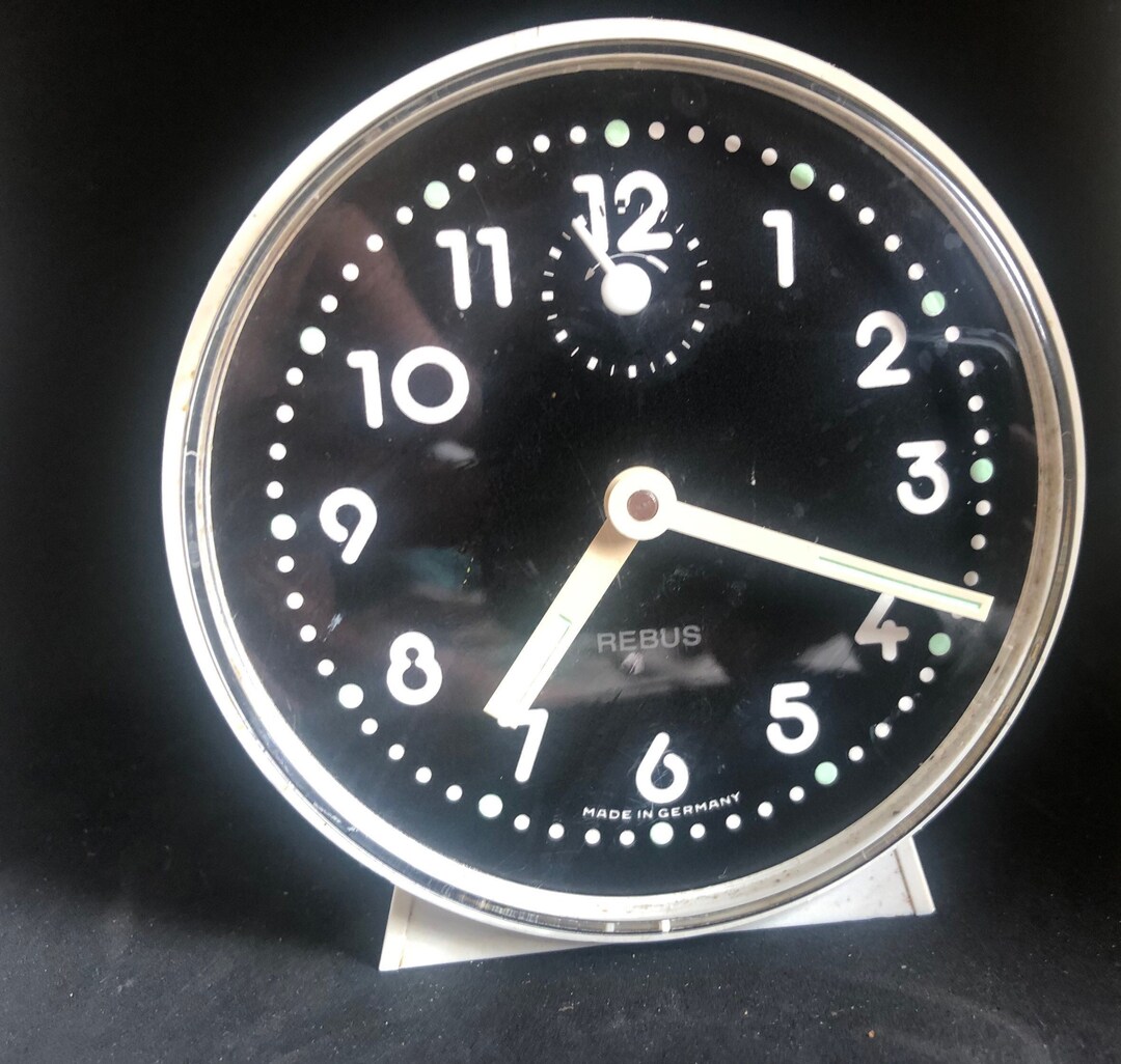 1970s Rebus Mech. Alarm Clock Alarm Clock Stylish Table Clock White ...